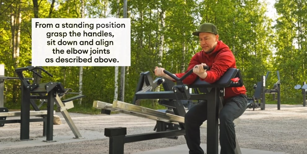 Seated Biceps Curl for Outdoor Gym | Omnigym
